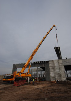 50,000lb Precast Concrete Building Erection - Northwest Crane Service