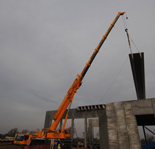50,000lb Precast Concrete Building Erection - Northwest Crane Service